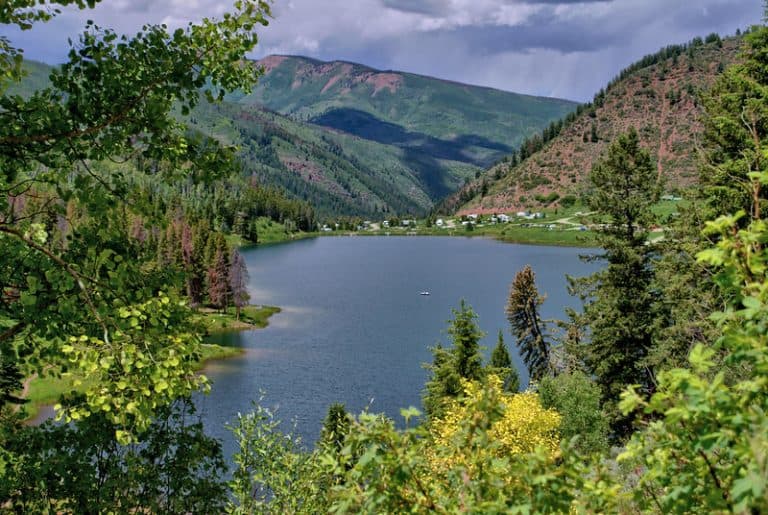 The 10 Best Places To Kayak In Colorado | SeaKayakExplorer